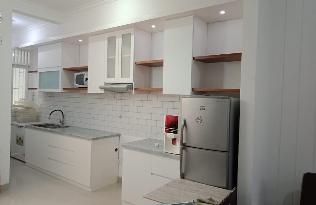 desain ruangan rental playstation | Backdrop Solo