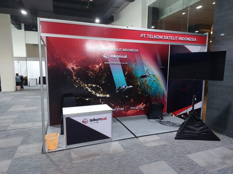 Sewa Partisi r8 di Solo